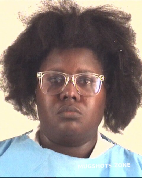 BOOZER IEISHA DOMONIQUE 11/18/2023 - Tarrant County Mugshots Zone