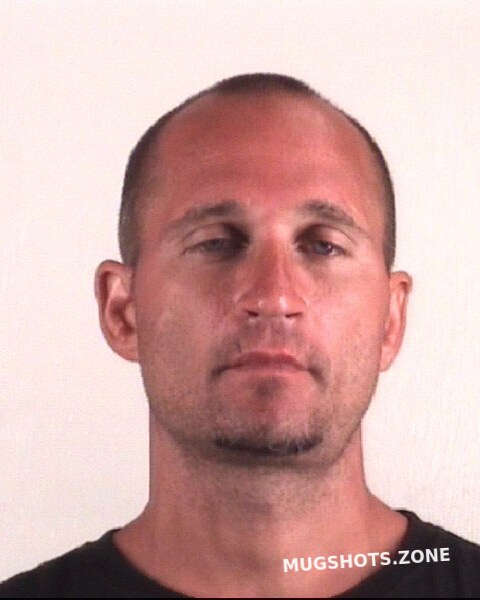 FLOWERS CHRISTOPHER WAYNE 05/08/2024 - Tarrant County Mugshots Zone