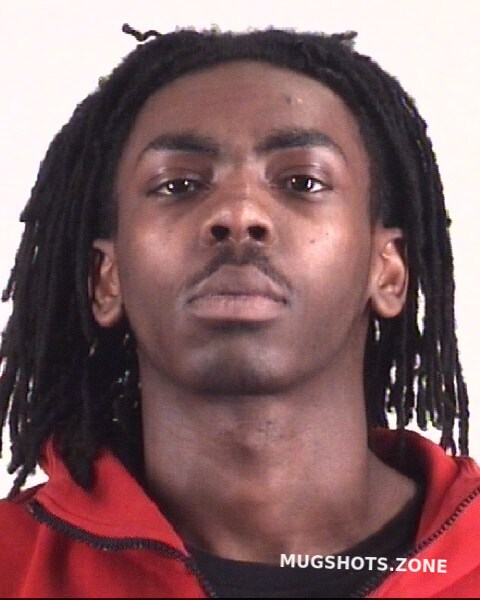 DAVIS DONAVAN DEMITRI 04/14/2025 - Tarrant County Mugshots Zone