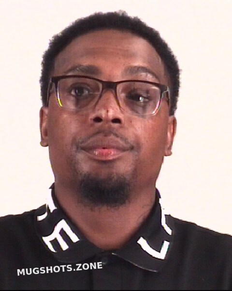 OLIVER LAMONTAE LOVELL 05/15/2025 - Tarrant County Mugshots Zone
