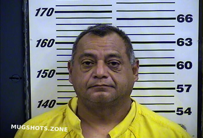 ESCOBAR ERNESTO 08/06/2021 - Valencia County Mugshots Zone