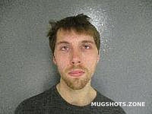 MAYNARD JUSTIN RAY 02/20/2022 - Van Buren County Mugshots Zone