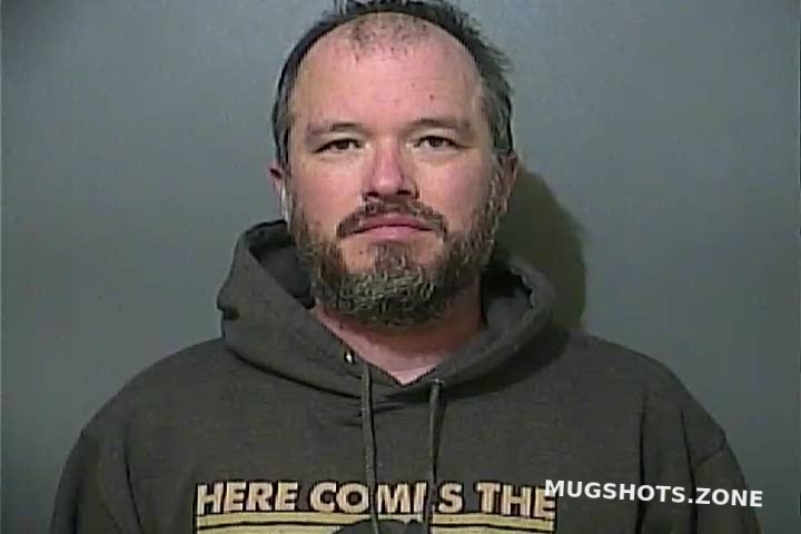 COTTOM SHANE M 12/21/2021 - Vigo County Mugshots Zone