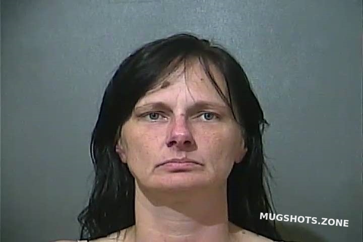 MULLIS STACEY JO 08/24/2022 - Vigo County Mugshots Zone