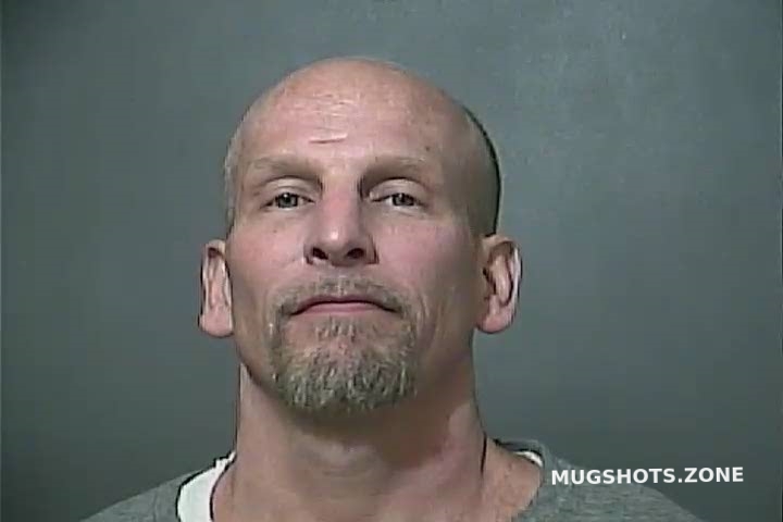 RUST CHRISTOPHER P 09/27/2022 - Vigo County Mugshots Zone