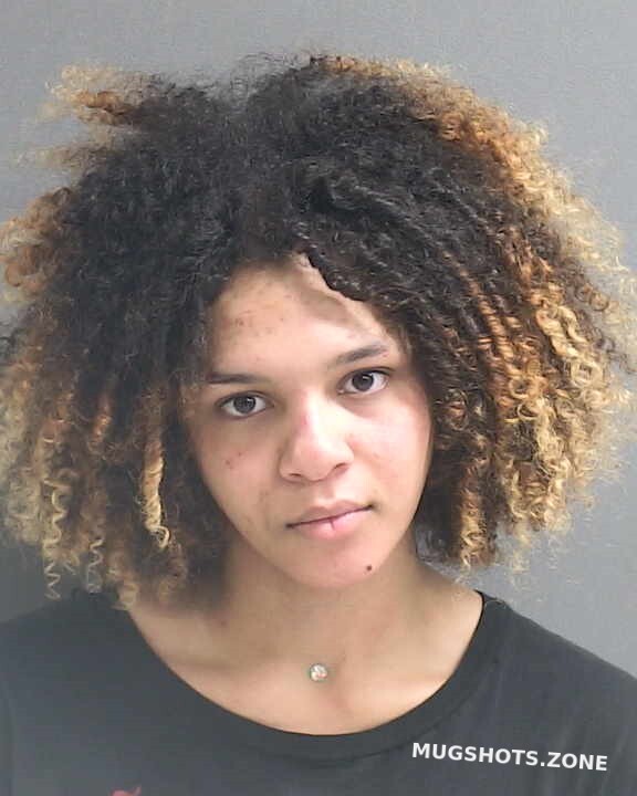 DAVIS ALEXIS A 11/06/2021 - Volusia County Mugshots Zone