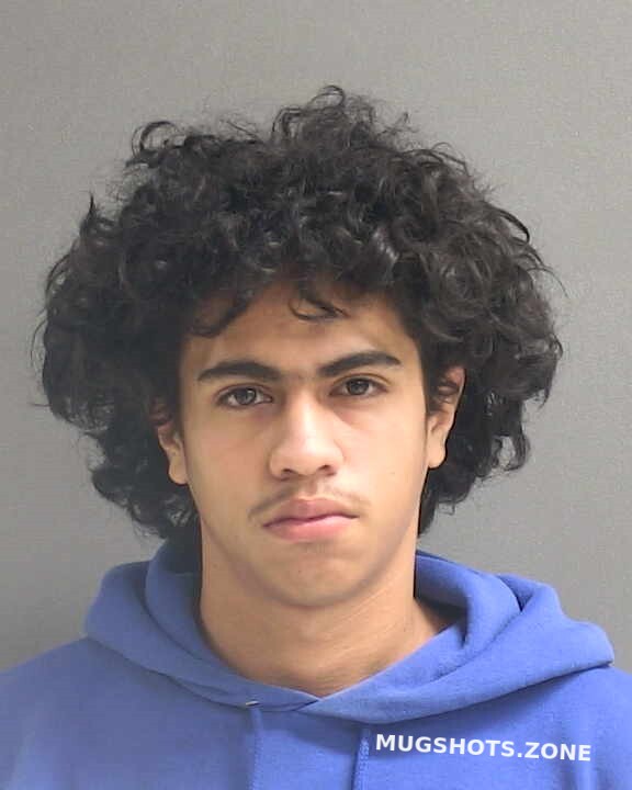 ROBLES DANIEL J 11/17/2021 - Volusia County Mugshots Zone