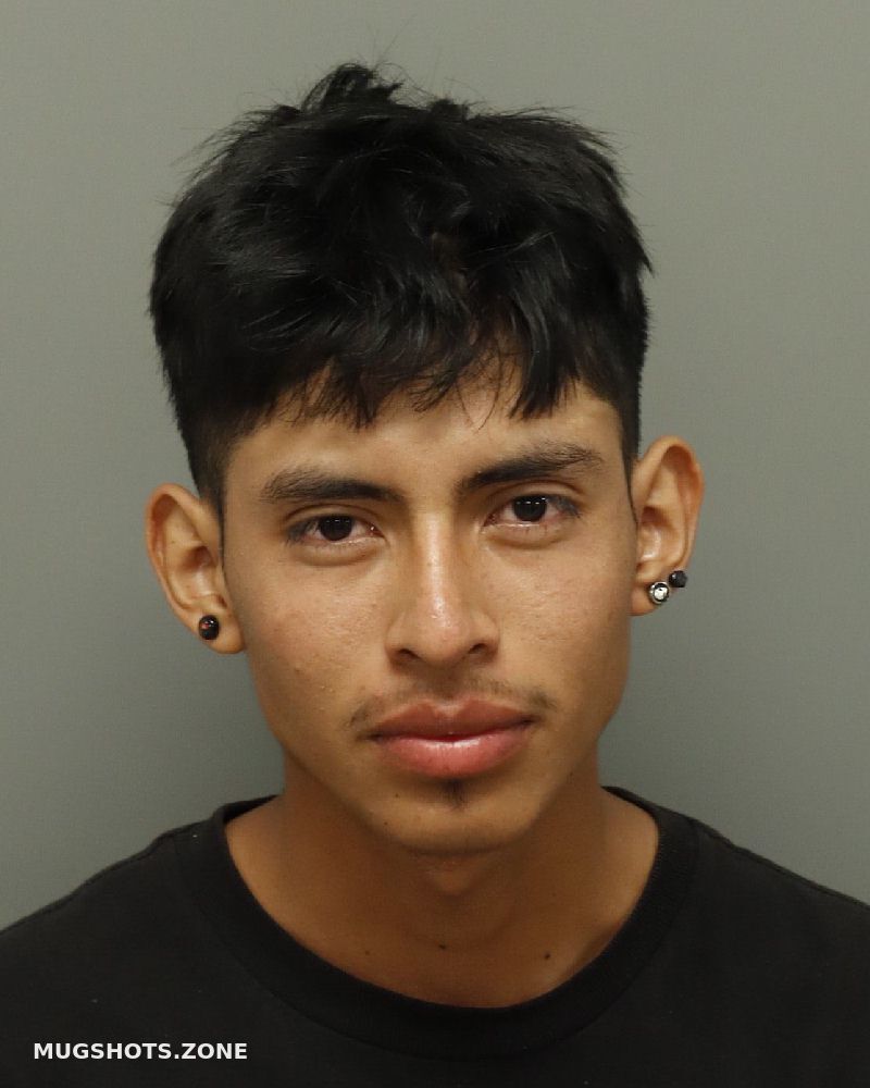 ROBLERO-GONZALEZ BRYAN 09/03/2023 - Wake County Mugshots Zone