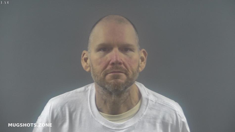 CARLSTROM ANDREW LEE 08/26/2022 - Warren County Mugshots Zone