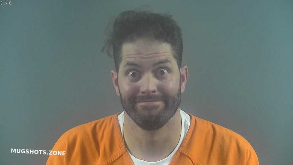 LAWRENCE CHASE A 10/14/2023 - Warren County Mugshots Zone