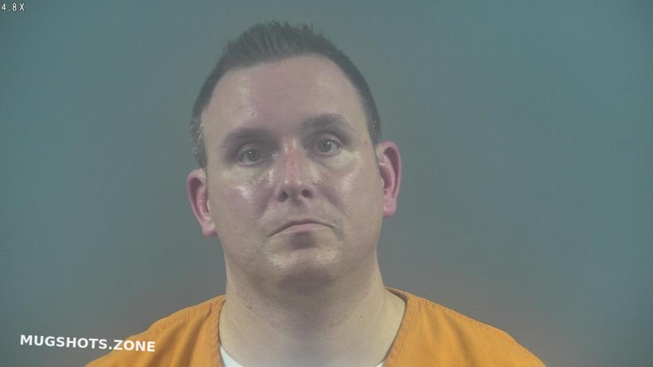 MOORE ADAM LELAND 02/24/2024 - Warren County Mugshots Zone