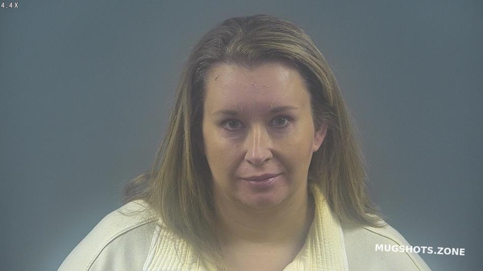 LUTTRELL COURTNEY PAIGE 03/26/2025 - Warren County Mugshots Zone