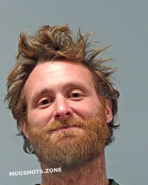 ROBERTSON BENJAMIN TYLER 08/30/2022 - Warren County Mugshots Zone