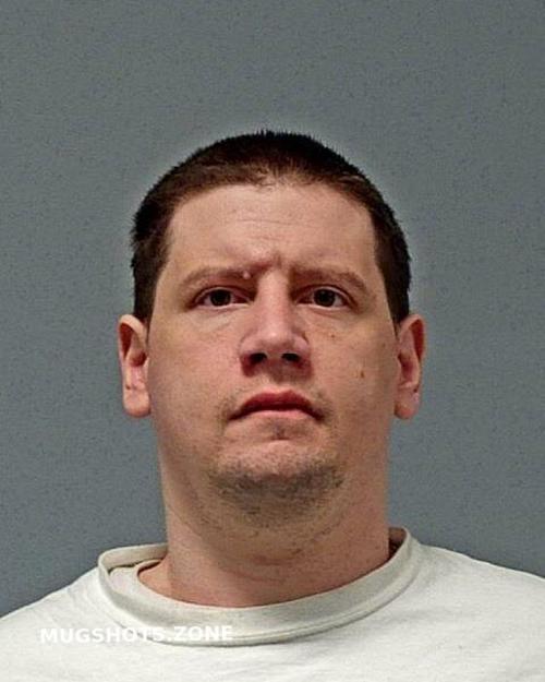 HALL STEVEN C 04/11/2023 - Warren County Mugshots Zone