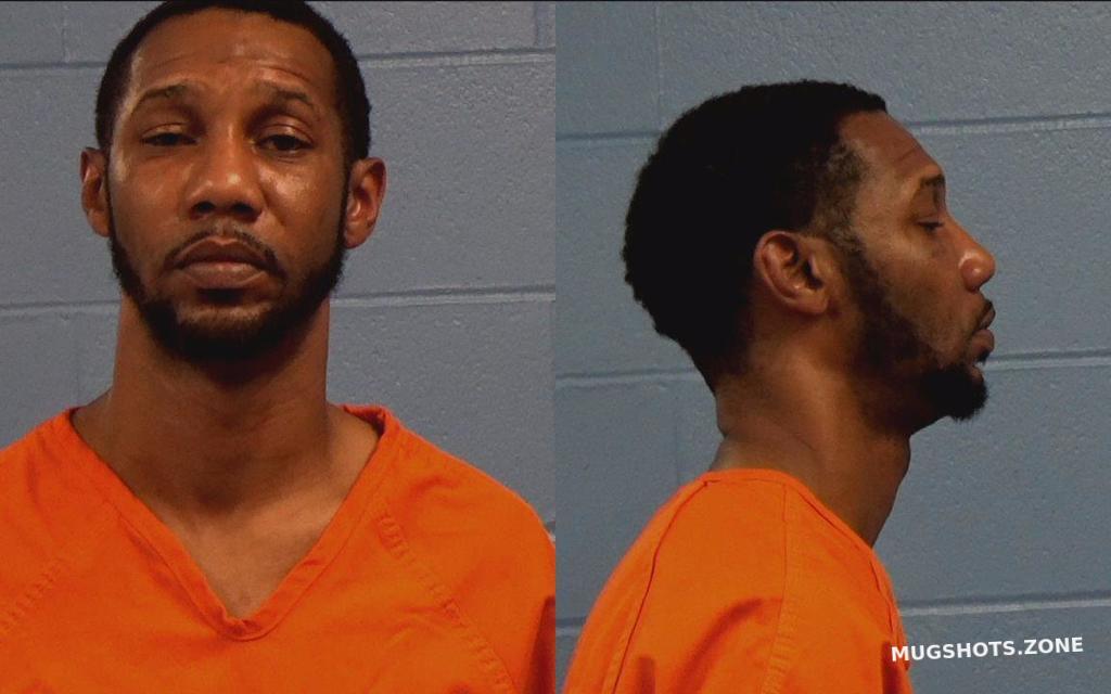 MCCRAY STEVAN DEVON SR. 05/28/2021 - Williamson County Mugshots Zone MCCRAY STEVAN DEVON SR. 05/28/2021 - Williamson County Mugshots Zone