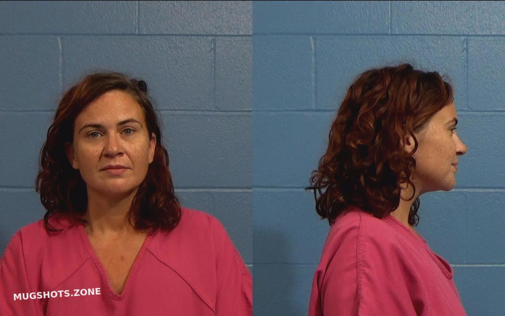 WALTERBACH CASSANDRA R. 11/05/2021 - Williamson County Mugshots Zone