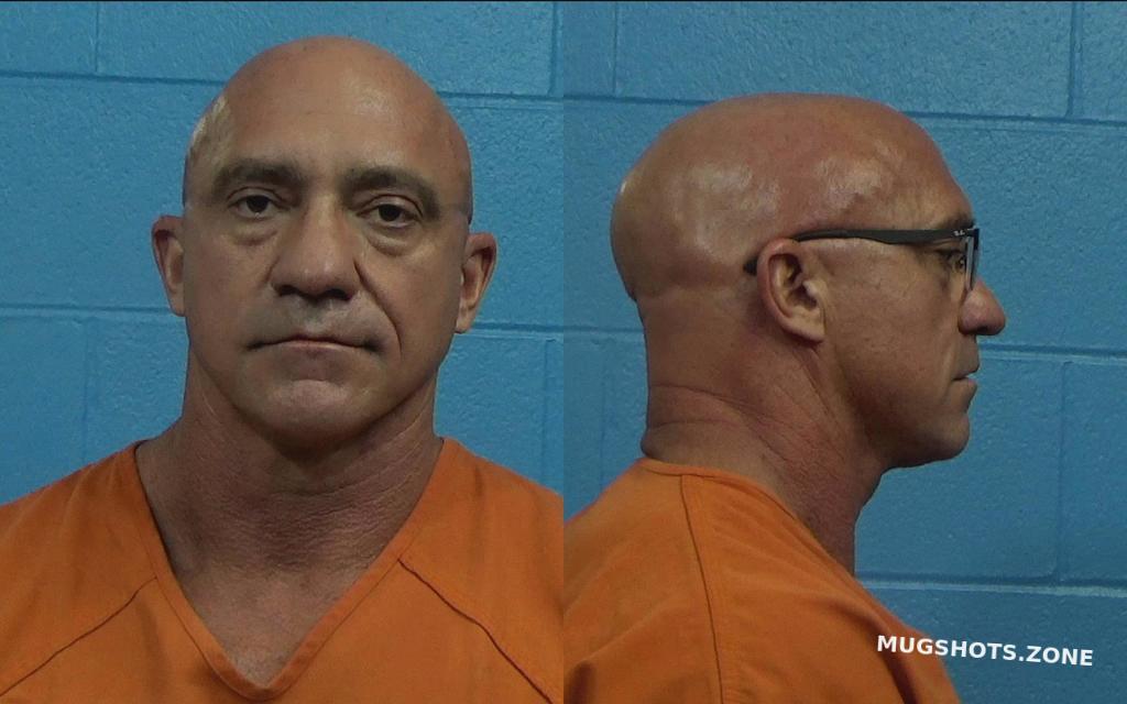 FORREST CHARLES RAY JR. 02/01/2022 - Williamson County Mugshots Zone