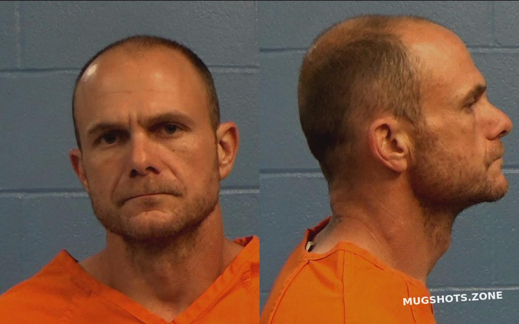 BIVENS CHRISTOPHER LEE 04/09/2022 - Williamson County Mugshots Zone