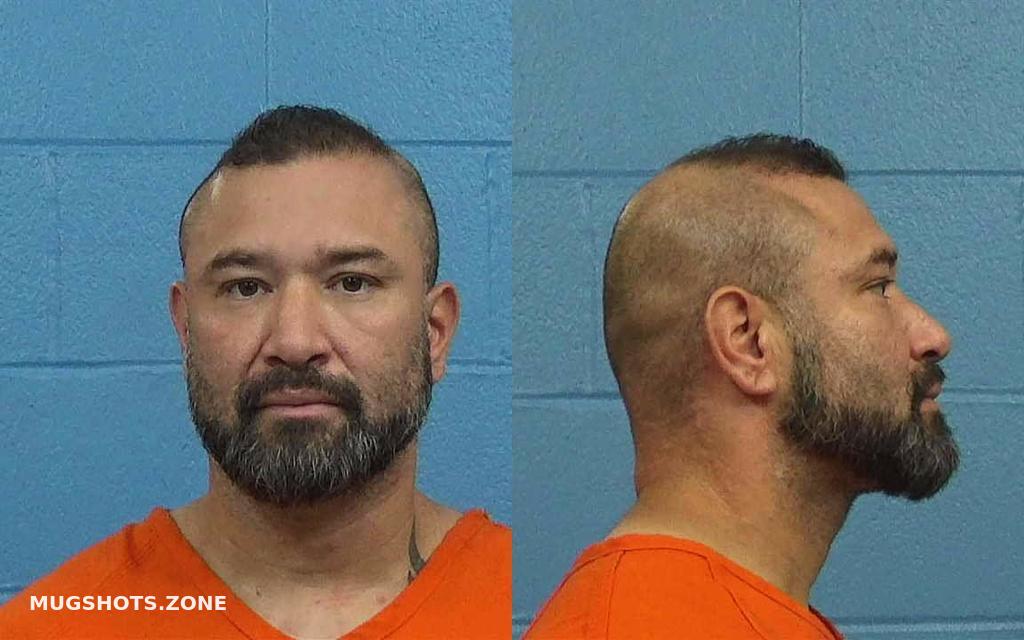 ROCHA CHRISTOPHER LEE 04/03/2023 - Williamson County Mugshots Zone