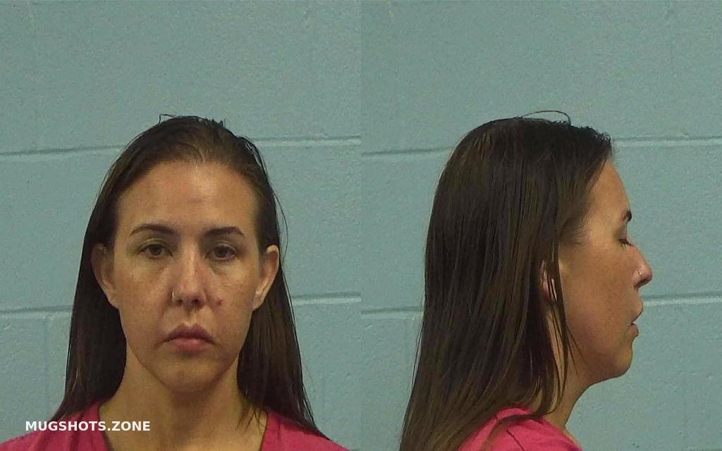 GLADWIN WENDI KAY 06/23/2025 - Williamson County Mugshots Zone
