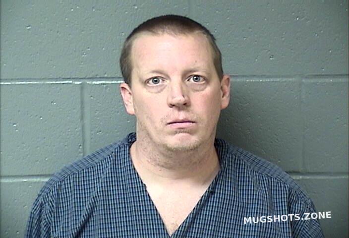 JOLLY DUSTIN J 01/01/2022 - Woodford County Mugshots Zone