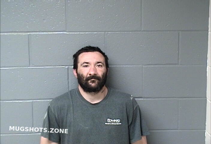 PETERSON DUSTIN J 04/02/2025 - Woodford County Mugshots Zone