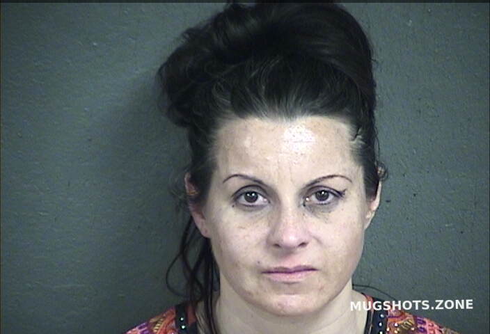 LEFEVER JENNIFER ANNE 10/06/2022 - Wyandotte County Mugshots Zone