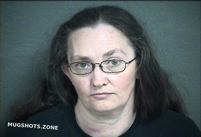 ADAMS DEDRA ADELE 06/17/2023 - Wyandotte County Mugshots Zone