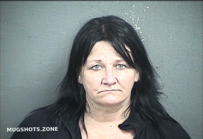 DAVIS SHEENA S 03/24/2025 - Wyandotte County Mugshots Zone